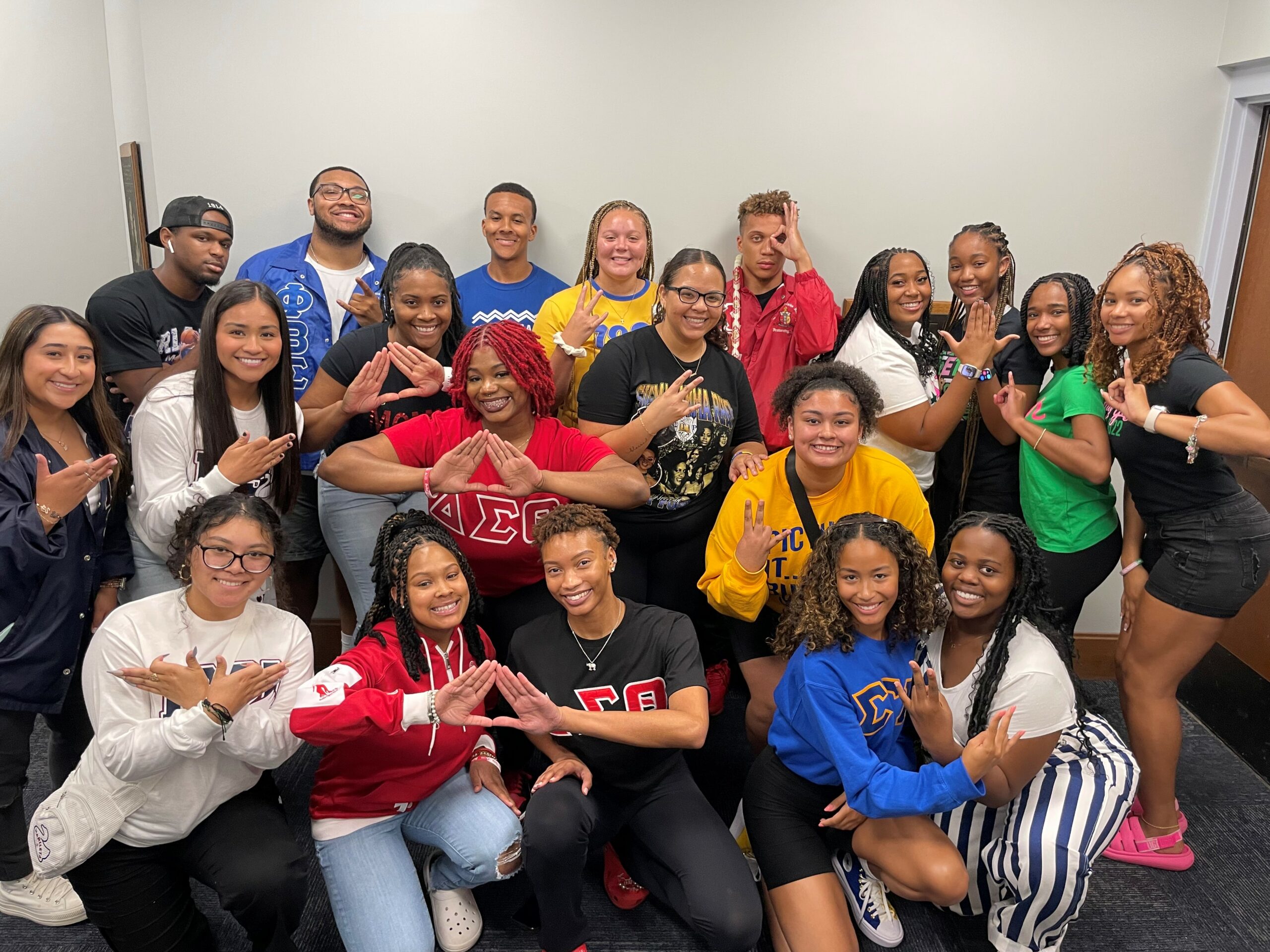 What Is The Difference Between Panhellenic And Non Panhellenic Sororities